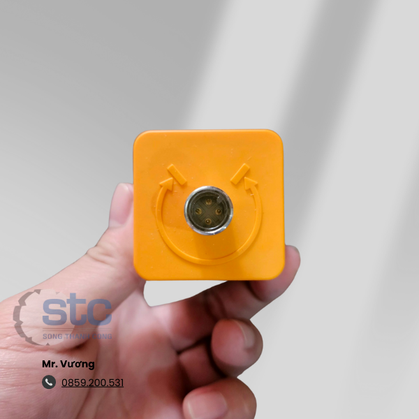 IM5136 IMC4040-CPKG/US-100-DPA Cảm biến cảm ứng IFM Việt Nam